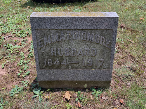 Hubbard, Delorma Brown & Emma J. Pridmore – In the Woods